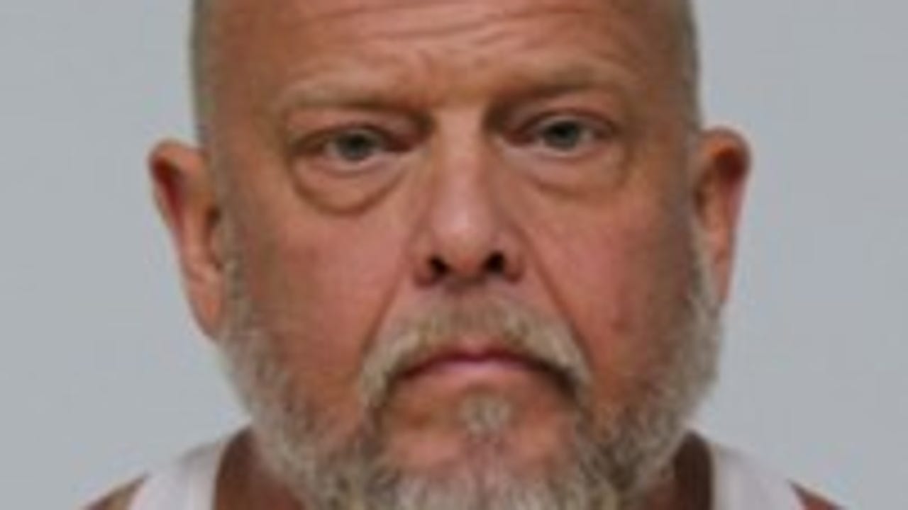 Deli manager stole $92K from Chicago-area business: police