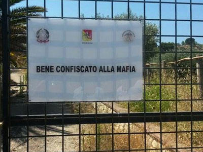 Beni confiscati alle mafie, al via 7 progetti di Fondazione con il Sud ...
