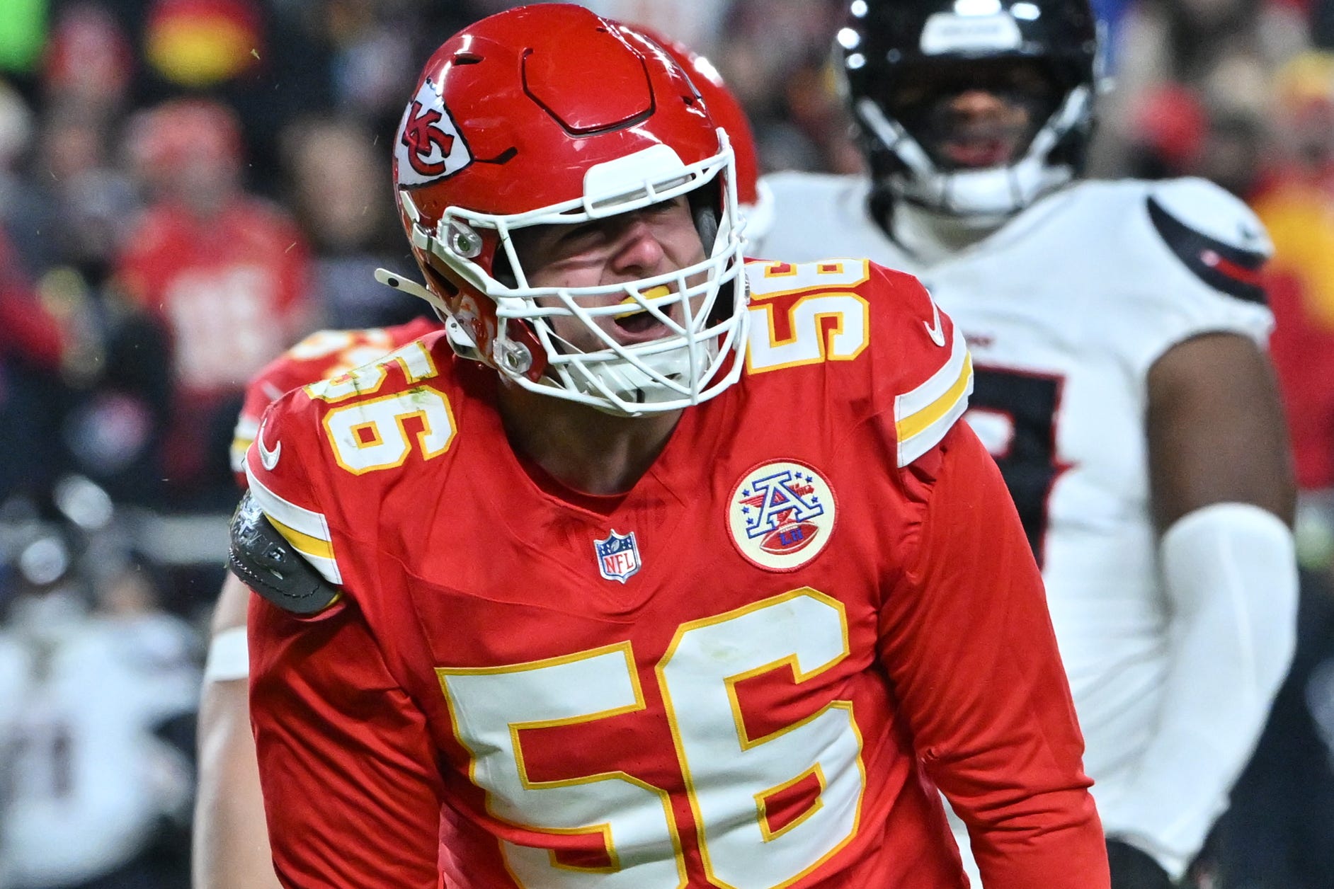 Chiefs DL George Karlaftis wins 2025 Ed Block Courage Award