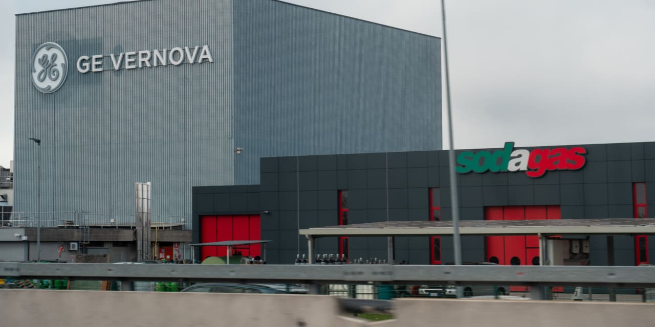 GE Vernova is riding the AI wave, as demand for electric-grid equipment ...