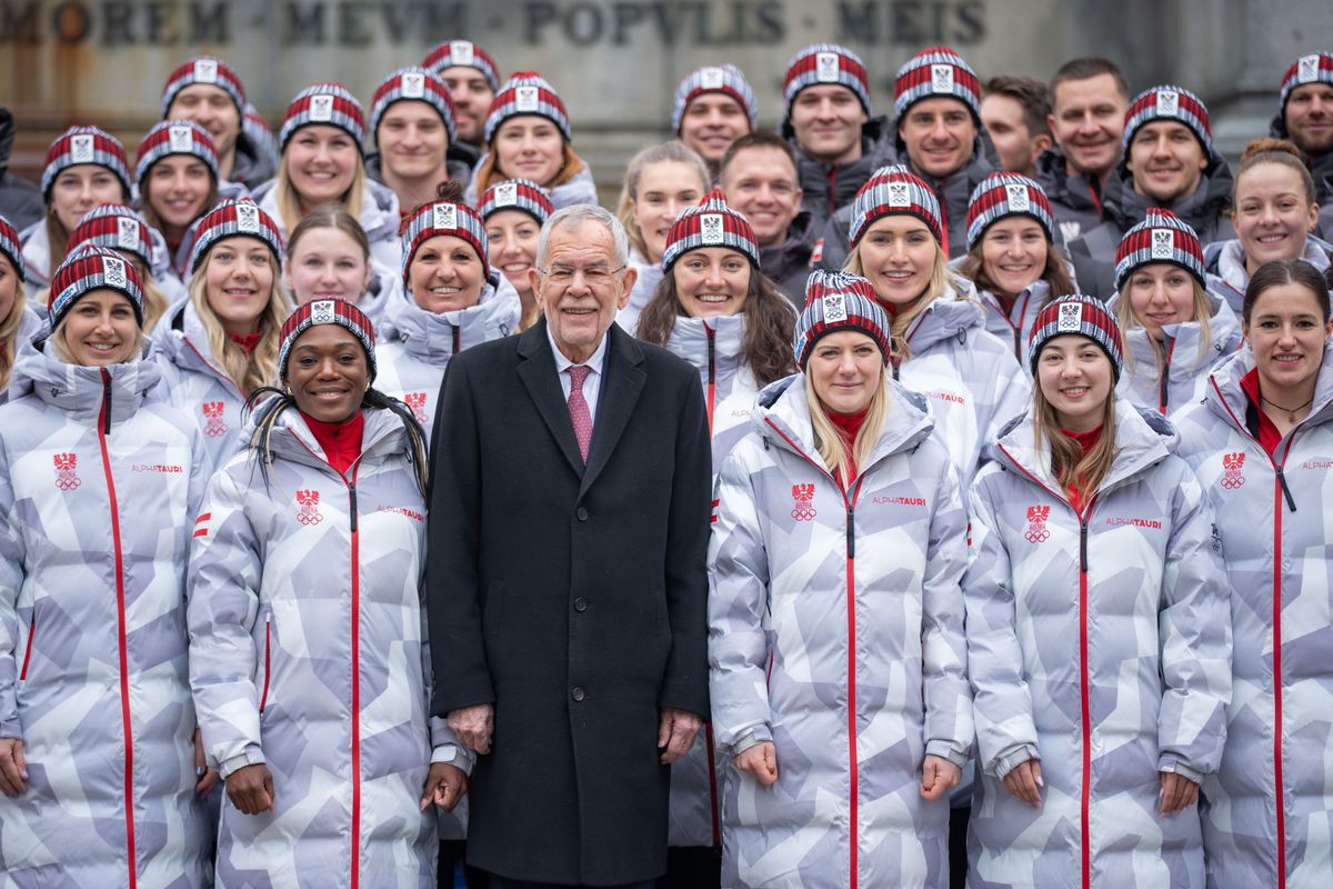 ÖOC-Team wurde vereidigt und von Bundespräsident Van der Bellen ...