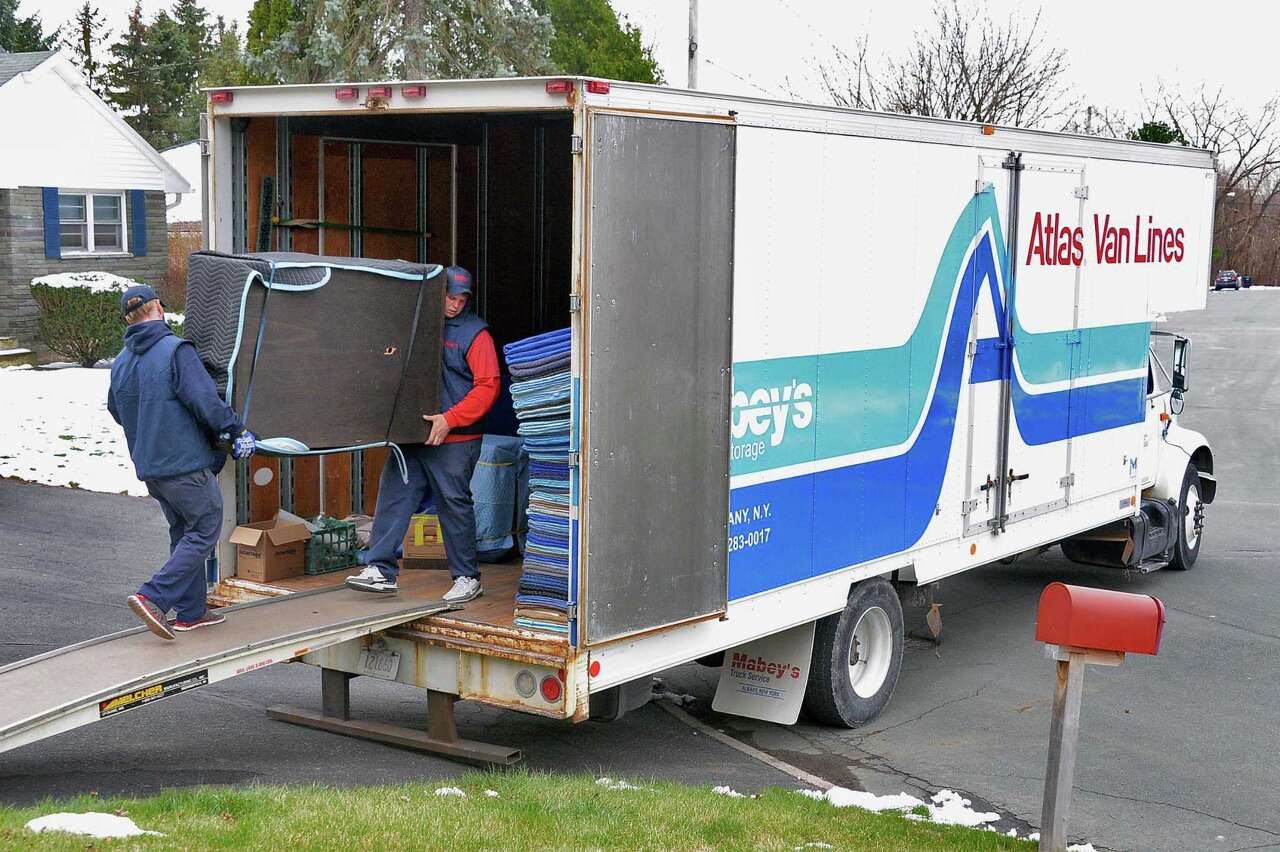 Dan Haar: Census numbers show a mixed picture for CT in battle for new ...