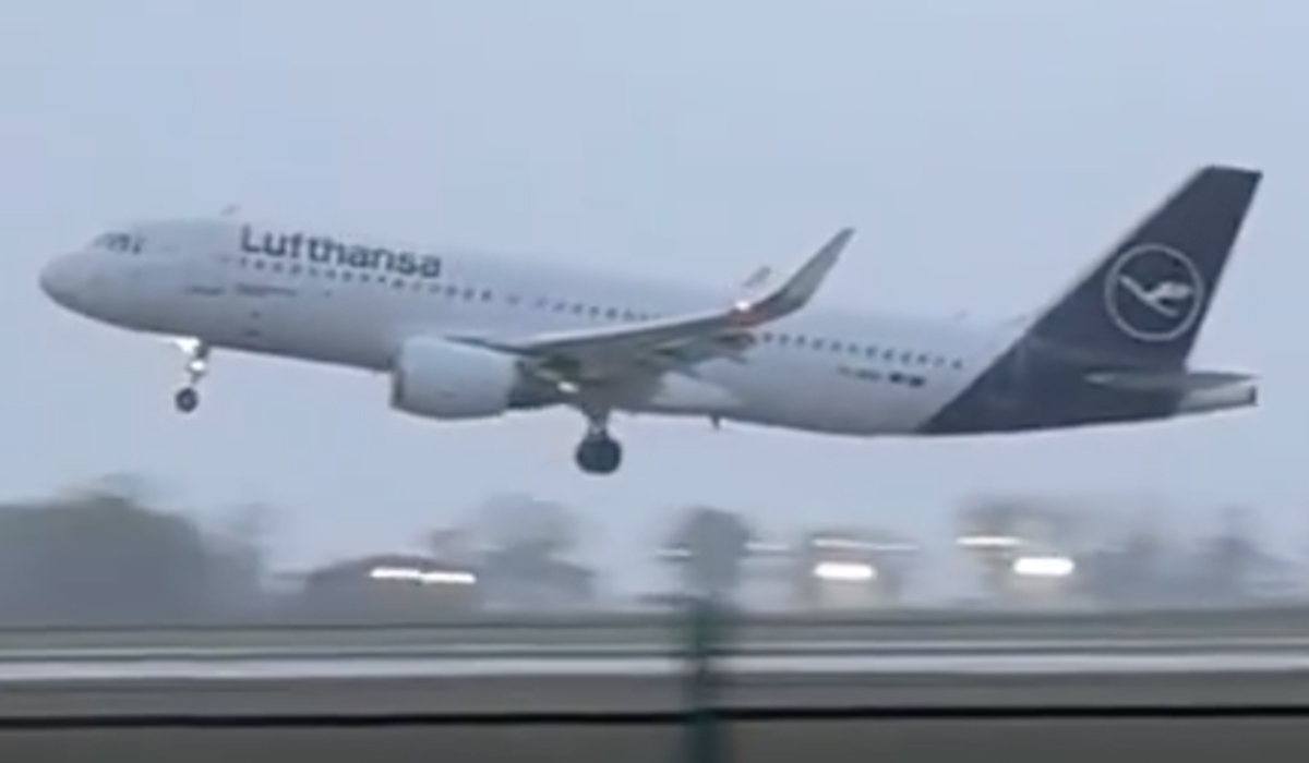 Lufthansa pilot makes skilful landing after close call at Dublin airport