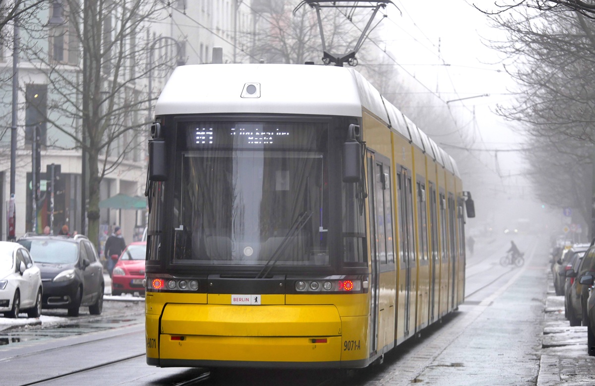 Eis legt Tramverkehr weiter lahm – BVG kämpft rund um die Uhr