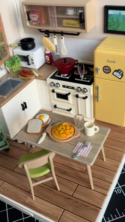 Build your own mini dollhouse furniture: DIY tiny home decor