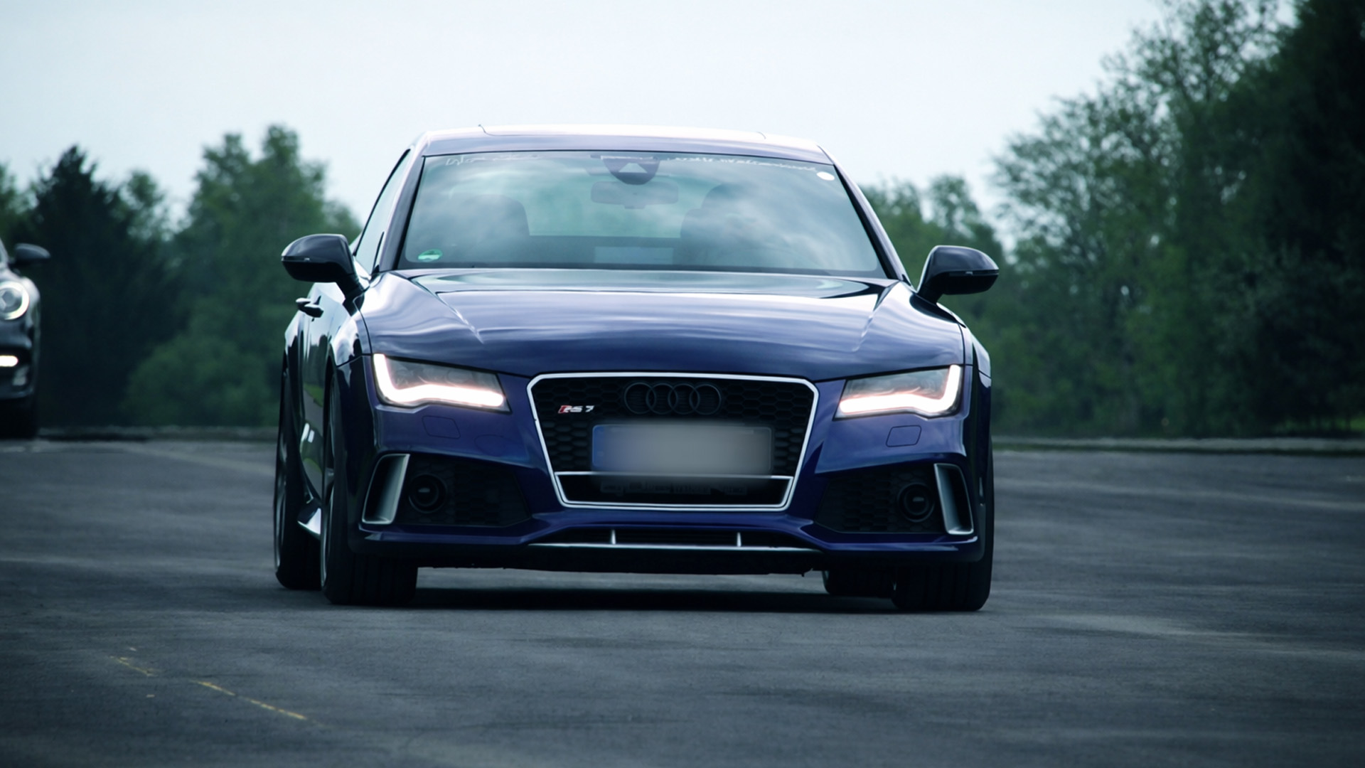 Audi RS7 acceleration 0-250 launch control V8 sound