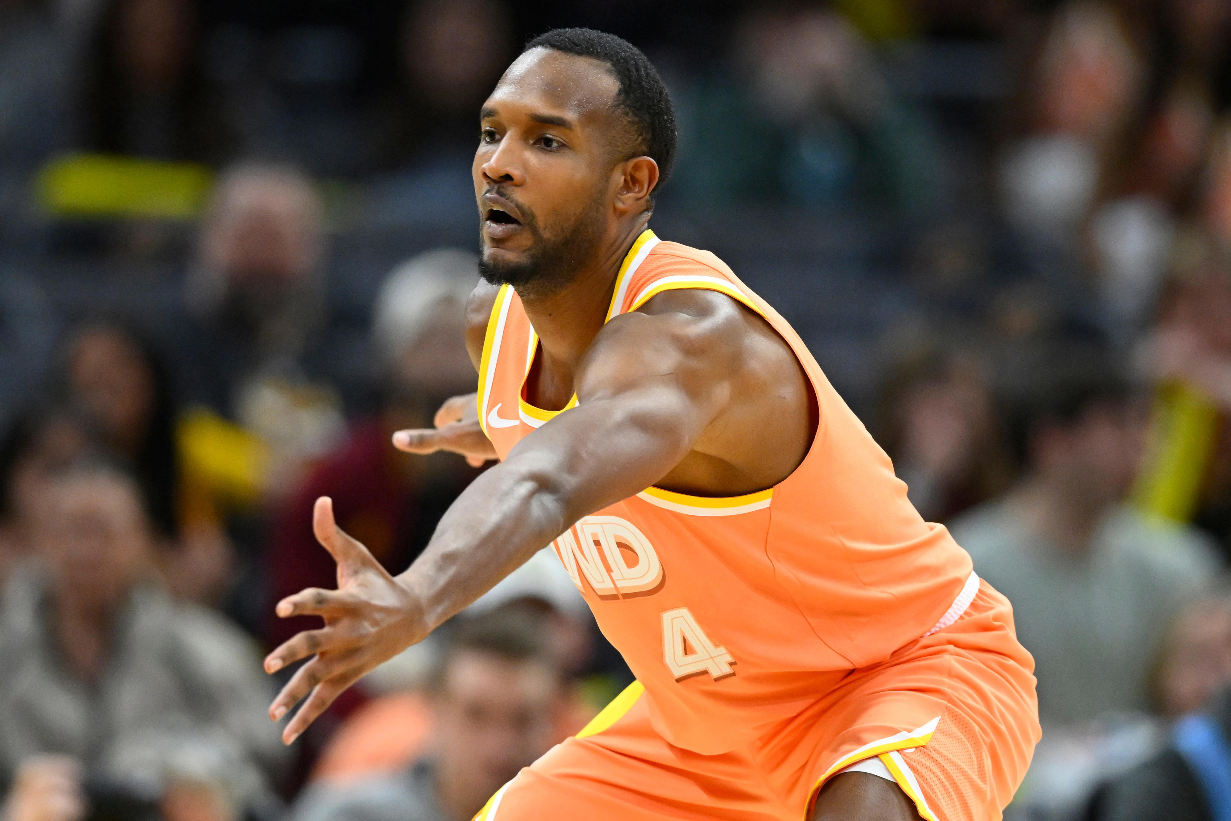 Cavs score, recap vs Lakers. Cavaliers dominate LeBron James reunion