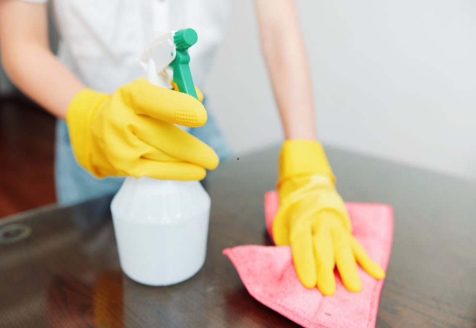 15 old-school housekeeping habits it’s time to let go of