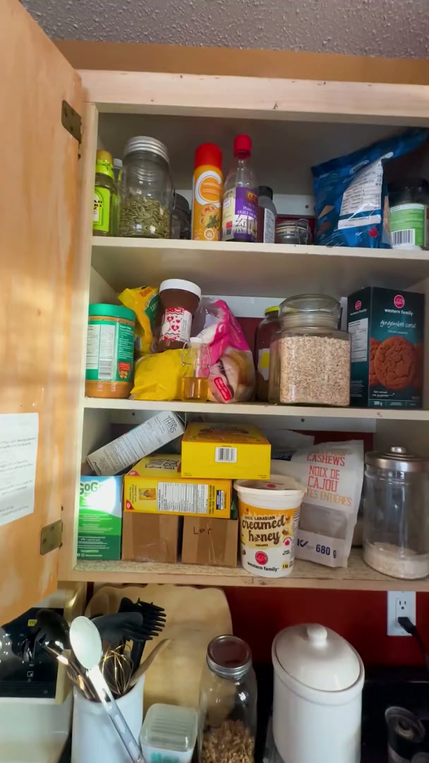 People with messy cabinets are obsessed with this...