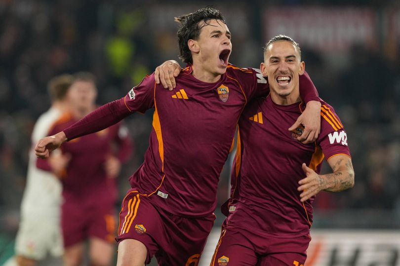 Andy Robertson's Liverpool exit may depend on Mohamed Salah's 'best mate'