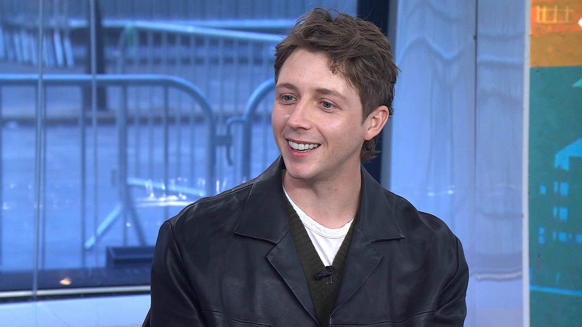 Gerran Howell talks 'The Pitt' S2, pranking George Clooney, more