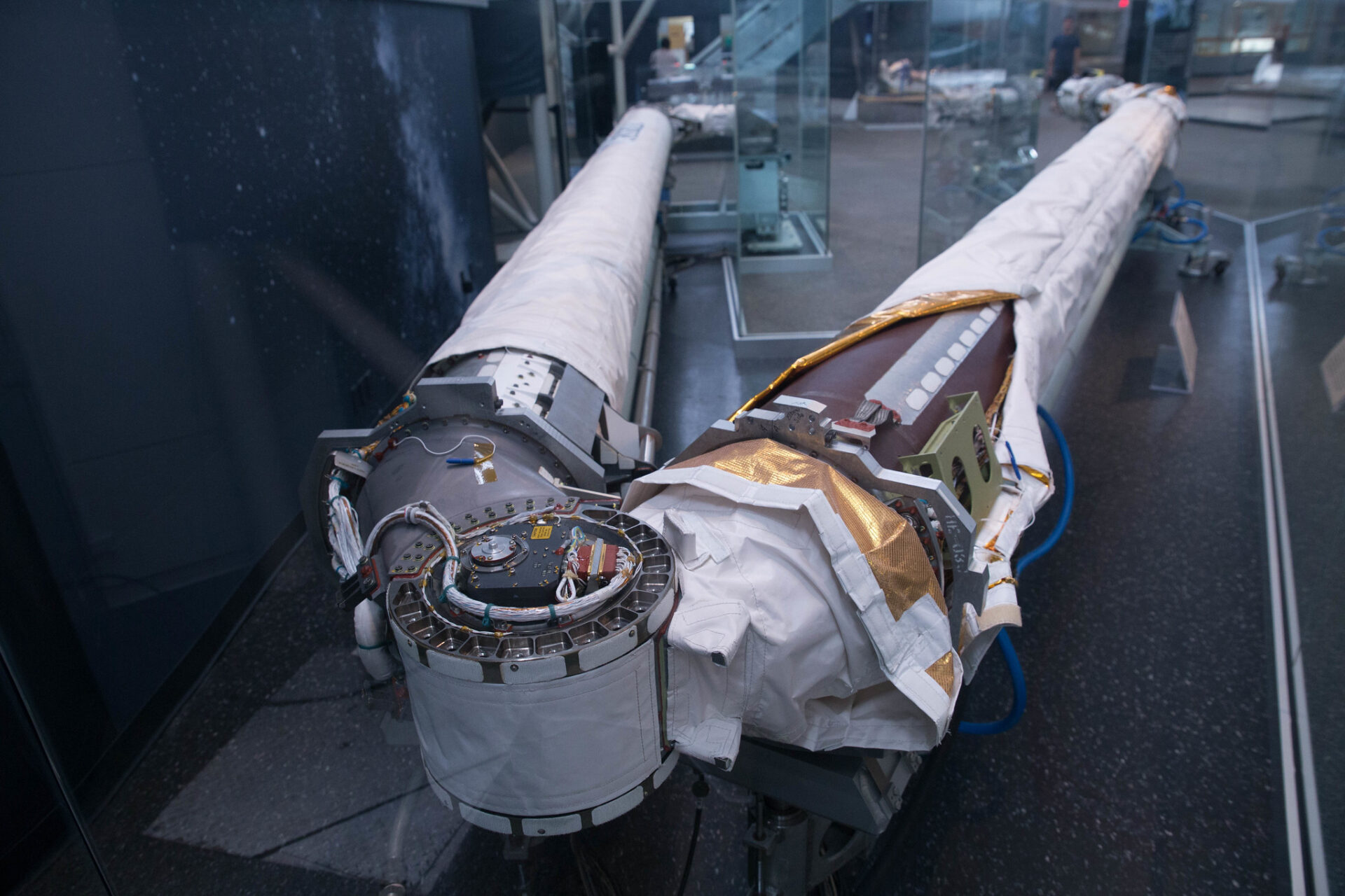 The 'Canadarm': How a made-in-Canada robot arm became indispensable to ...