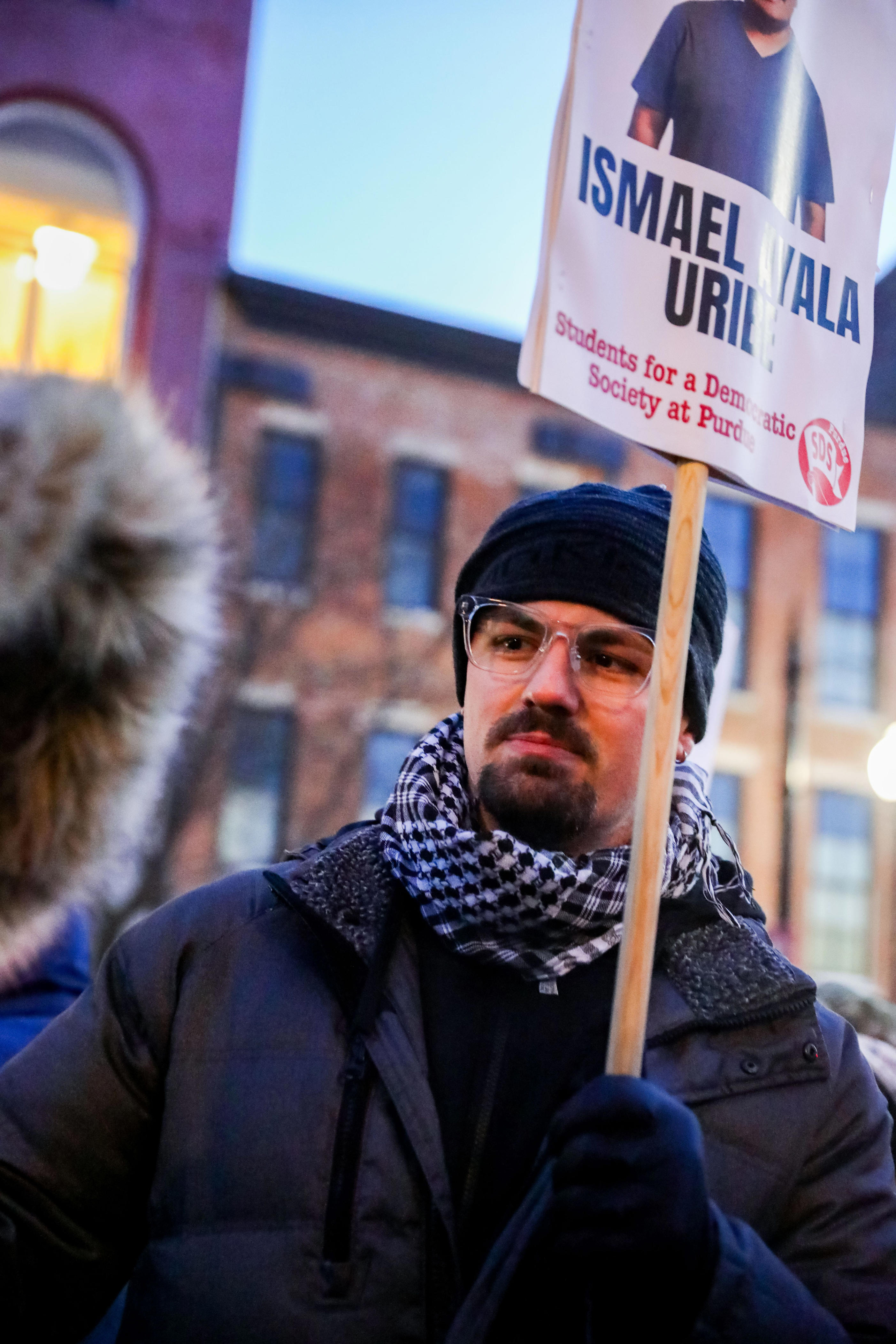 ICE protest draws hundreds to courthouse as residents decry violence