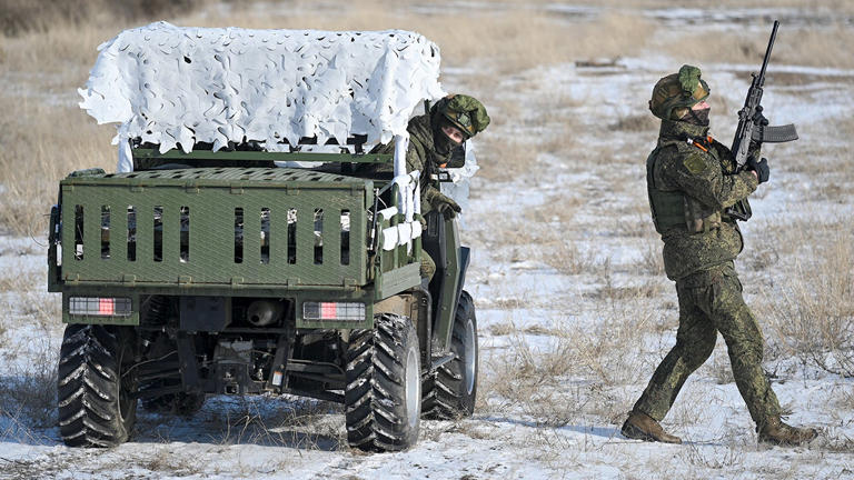 Combined war casualties for Russia and Ukraine could hit 2 million, new ...