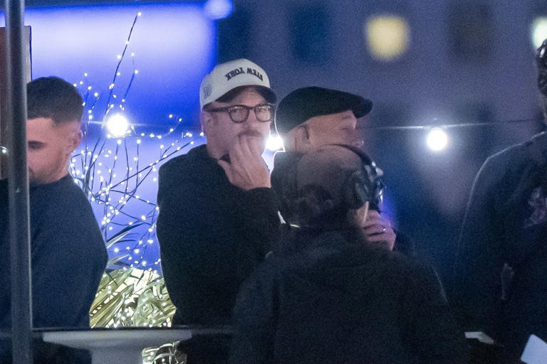 Ted Lasso season 4 photos reveal new first assistant coach — and ...