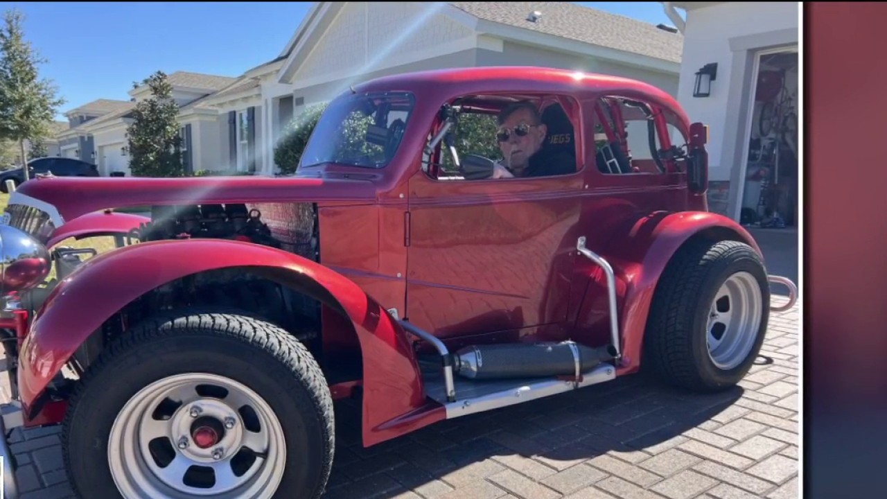 Replica 1937 Chevy legend
