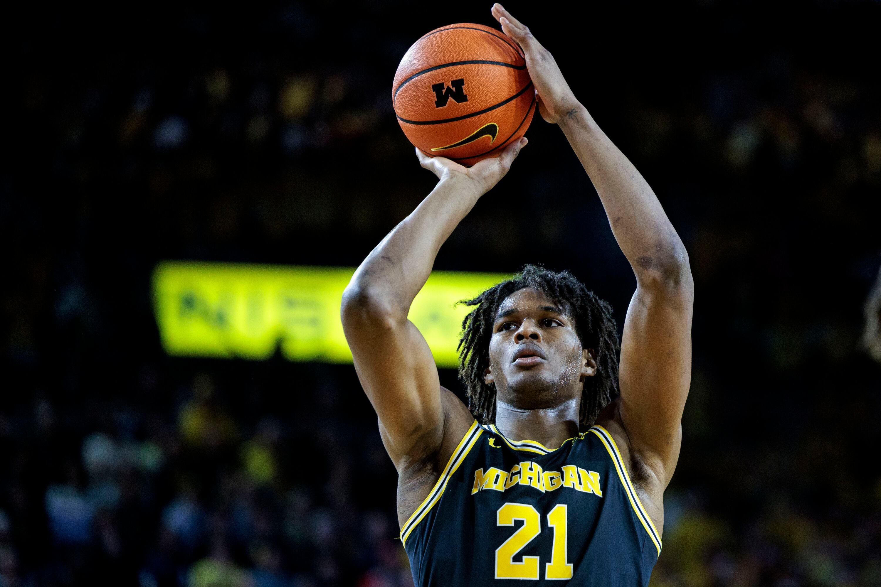 Michigan basketball clamps down late to knock off No. 5 Nebraska