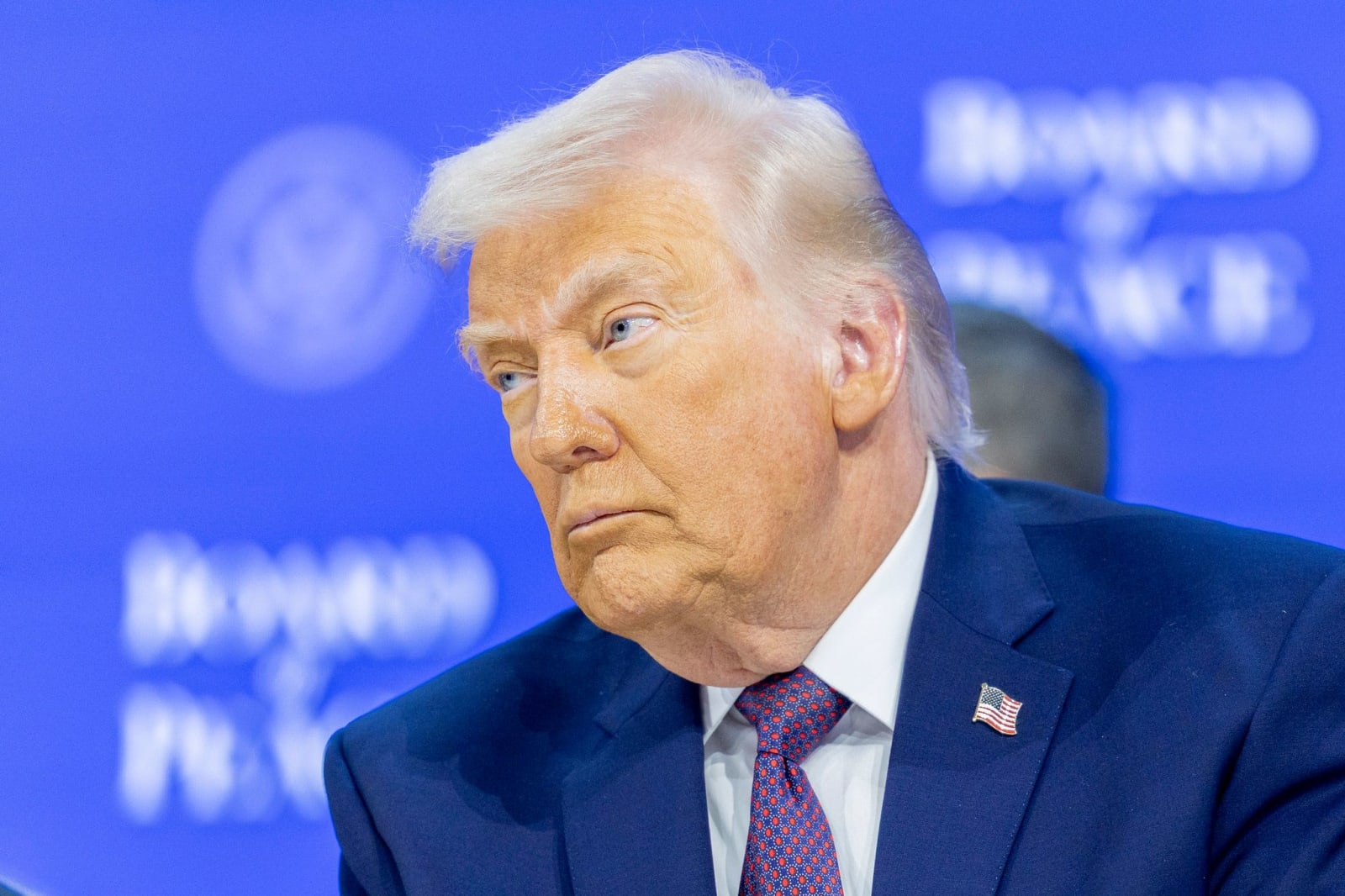 Trump threatens Iran with military strike in nuclear row