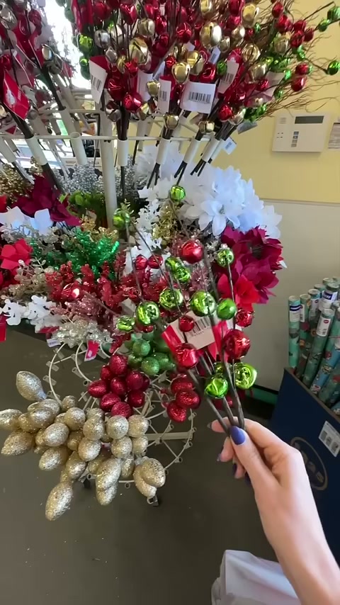 She saved $100 w/ Dollar Tree Christmas hacks @DoItOnaDime ️🫶