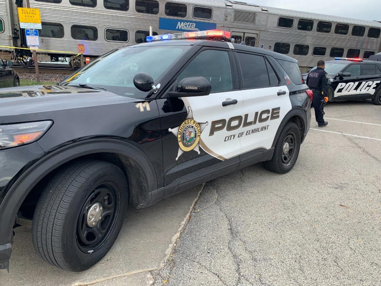 Elmhurst man gets fraudulent paycheck, tells police