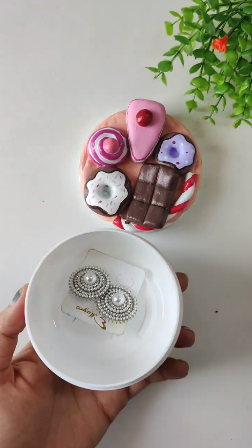 Box painting hack that turns any box into art