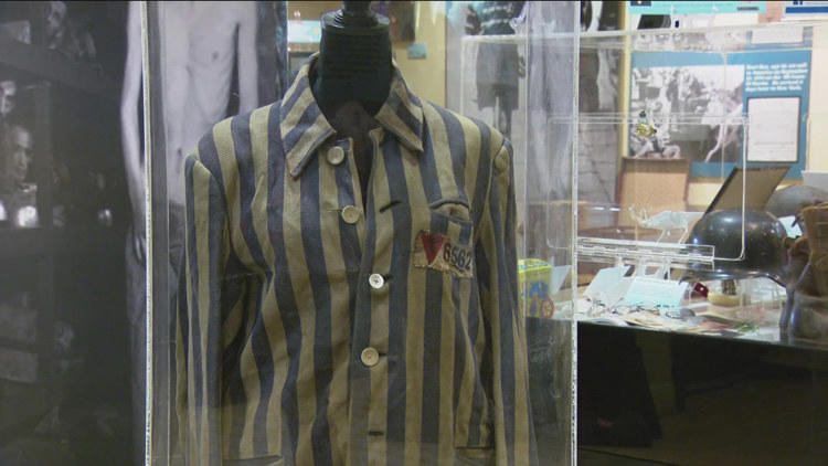 San Diegans gather to honor International Holocaust Remembrance Day