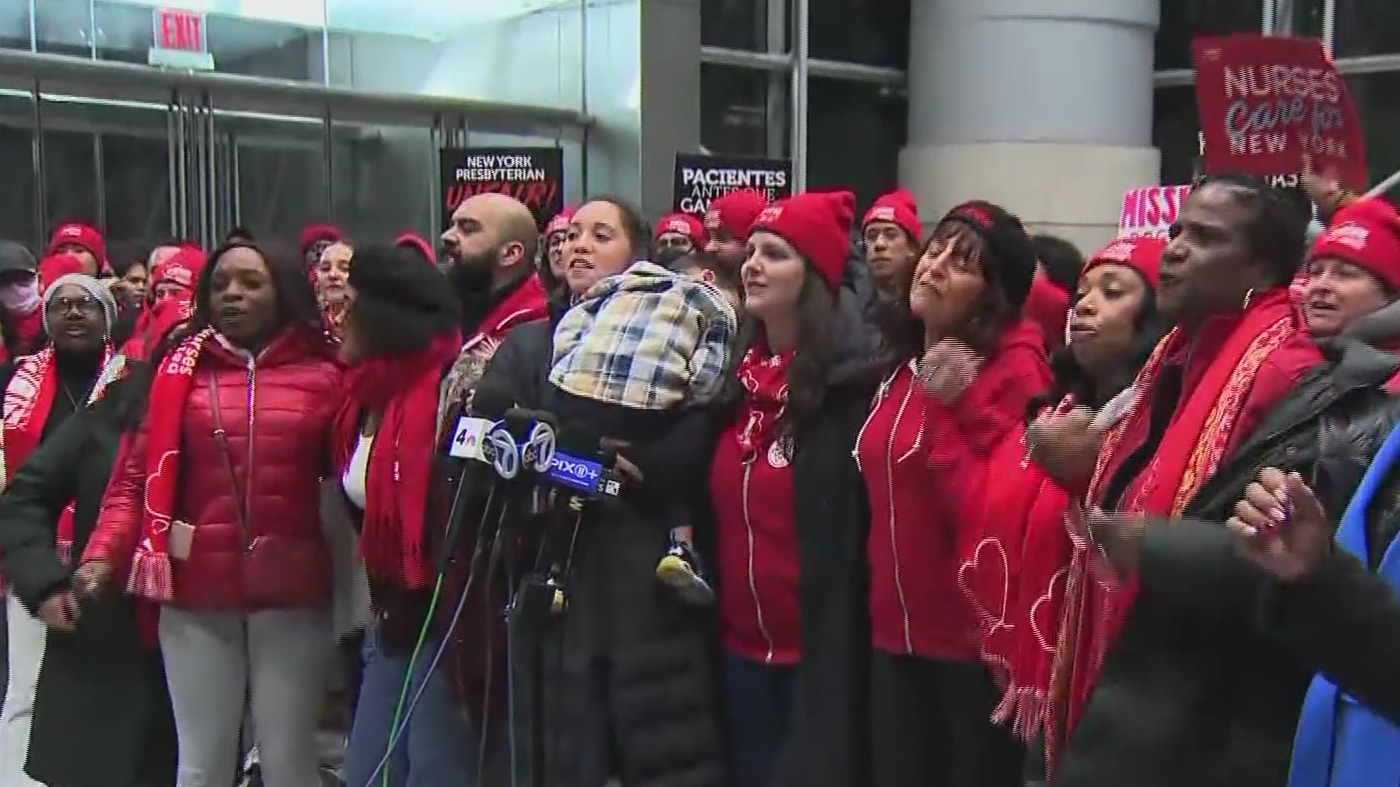 Nurses, hospitals head back to negotiations on day 17 of strike