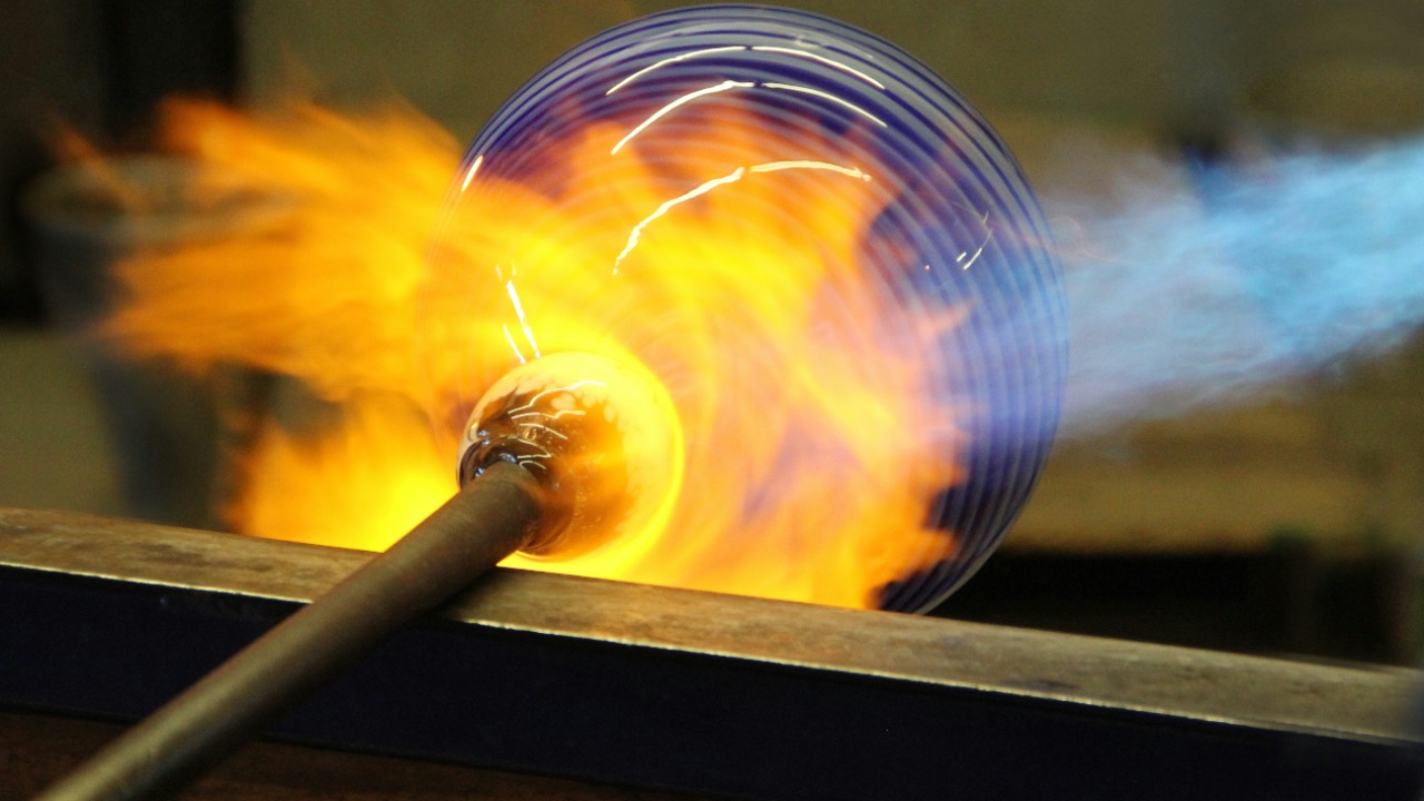 New super material conducts heat nearly 3x faster than any known metal