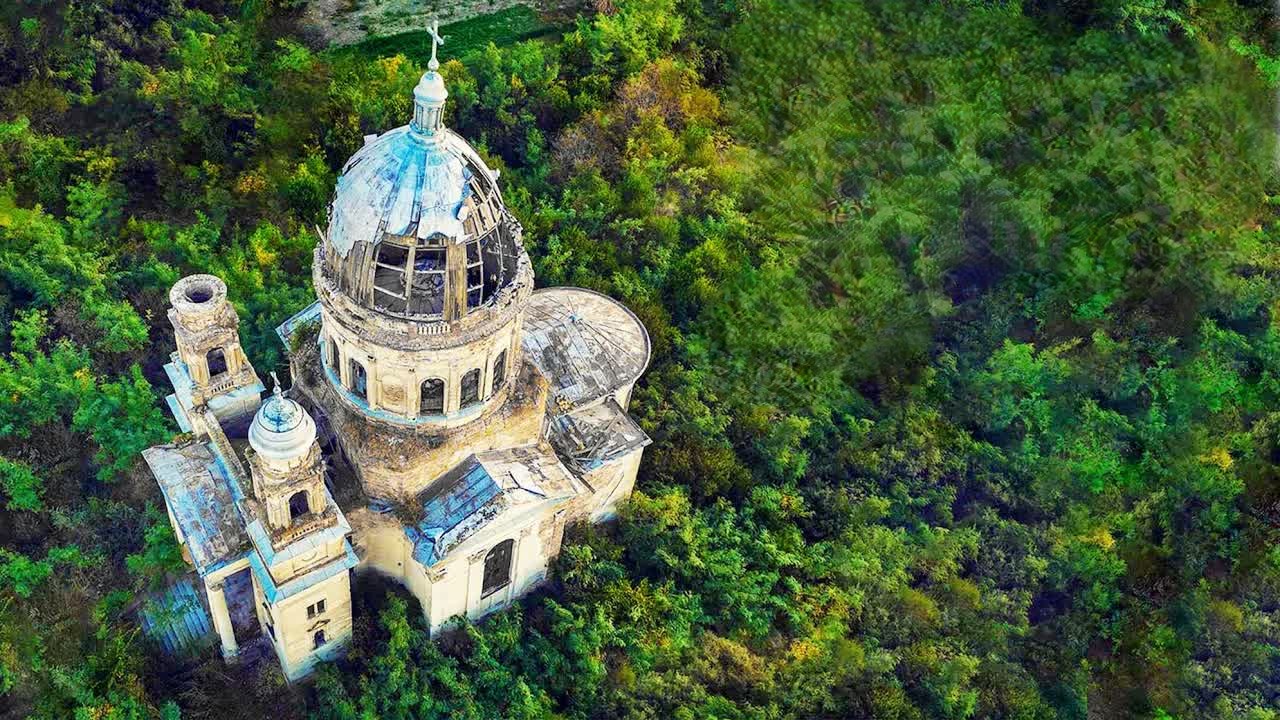 “We shouldn’t be in here” - What they found inside an abandoned ...