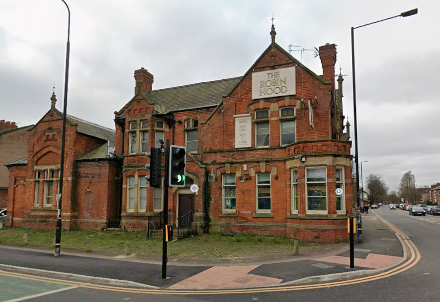 'Derelict and vandalised': Old Stretford pub could be converted into ...