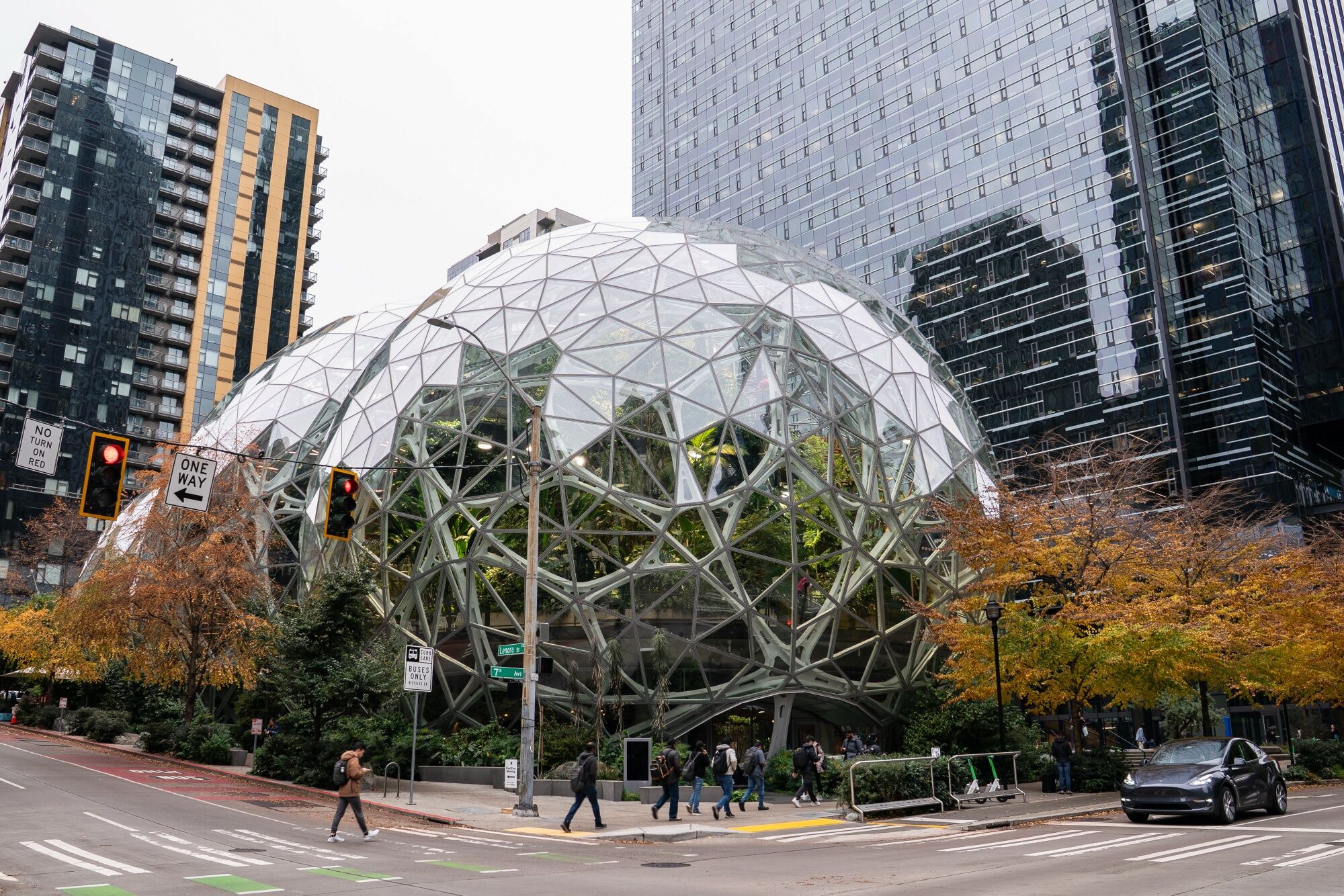 Amazon to cut 16,000 corporate positions to trim bureaucracy