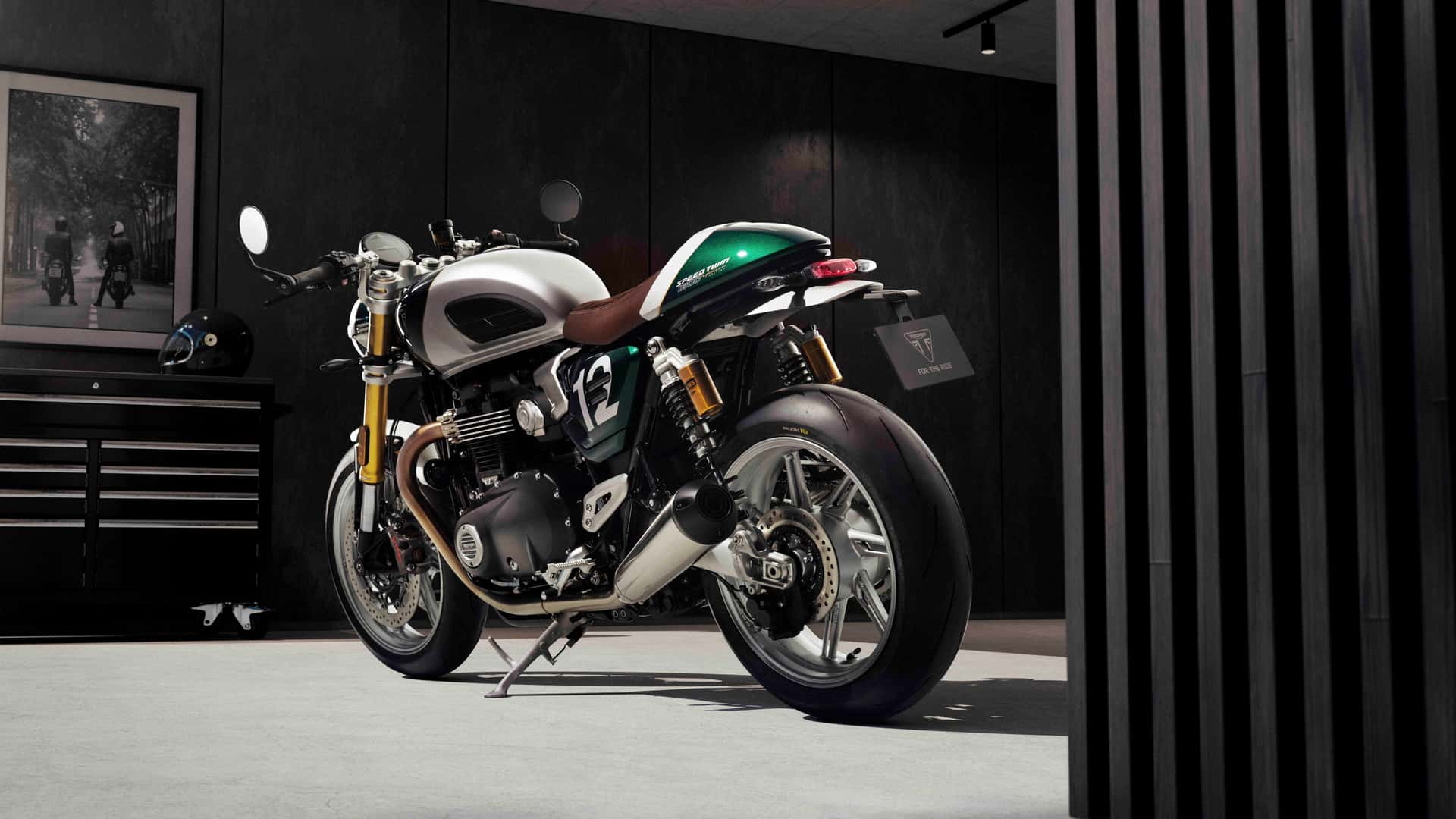 Oh snap, check out Triumph's glorious new limited edition cafe racer
