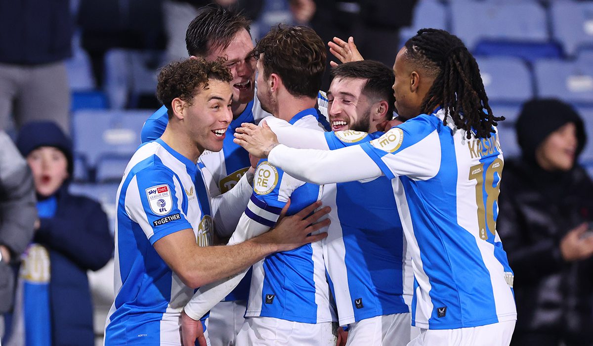 Fans slam 'worst refereeing decision' after EFL player's bizarre red card