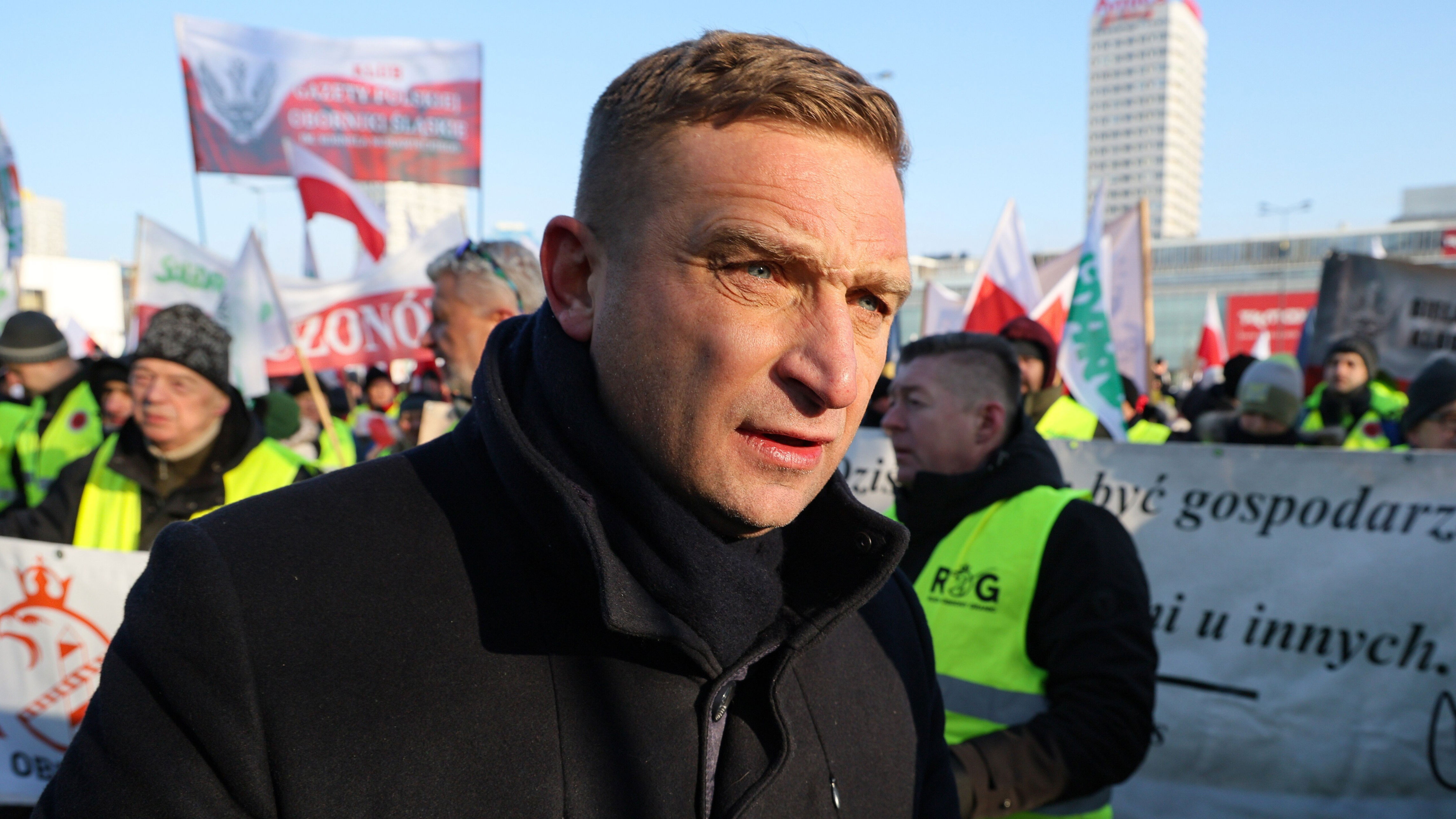 Hotel w Szczecinie nagle odwołał spotkanie z Robertem Bąkiewiczem ...