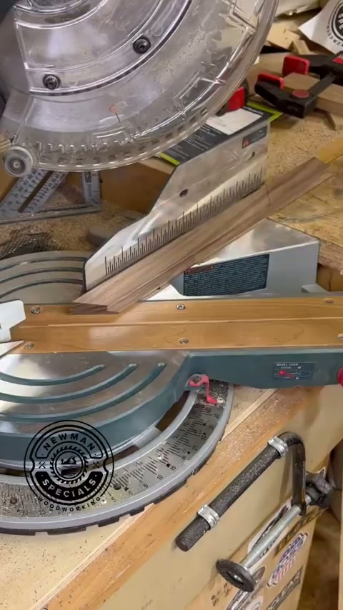 Making a simple picture frame with an angled front #woodworkingprojects ...