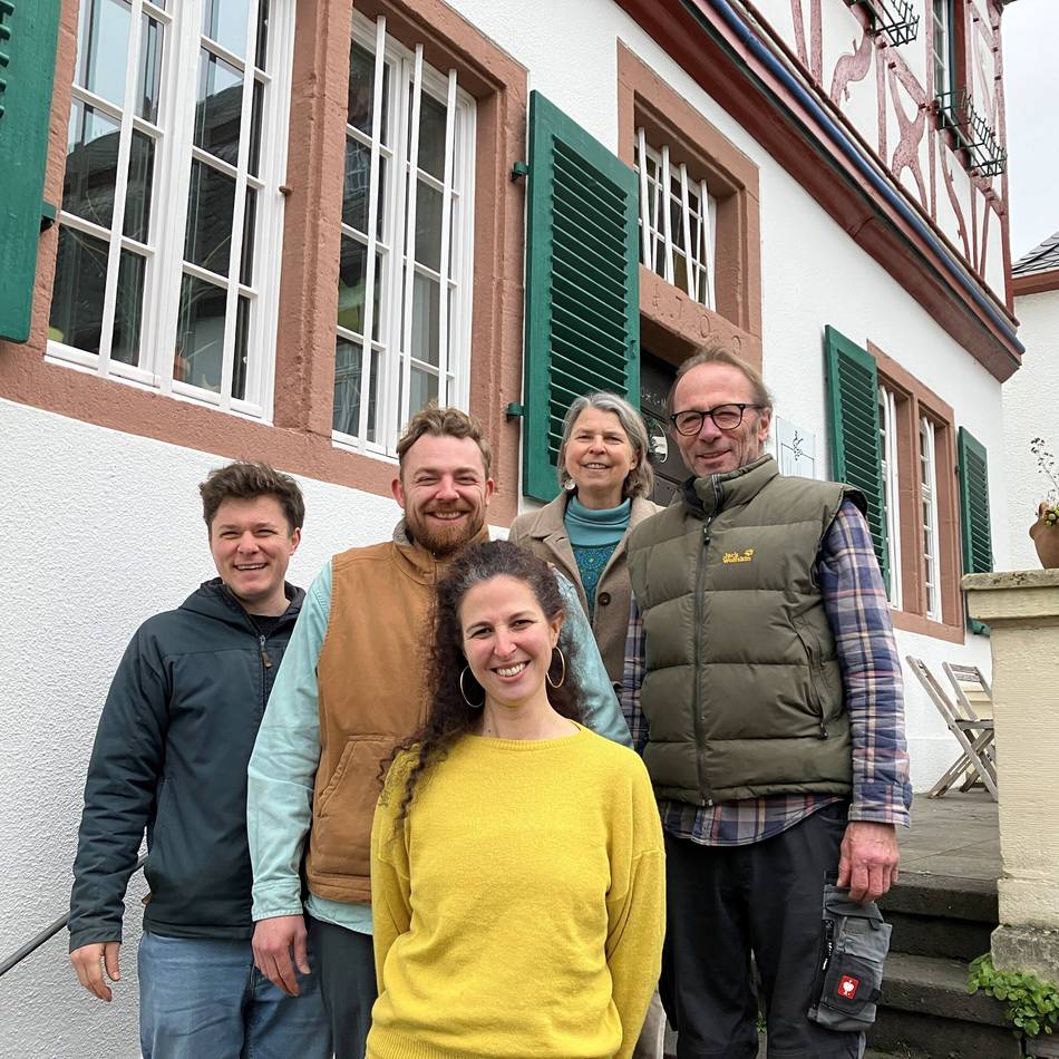 An der Mosel: Wie übernimmt man als Team ein Weingut, Familie Steffens-Keß?