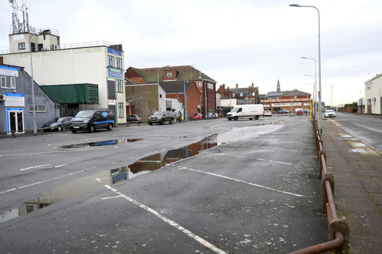 Wider consultation launched on proposed Cleethorpe Road bus lane