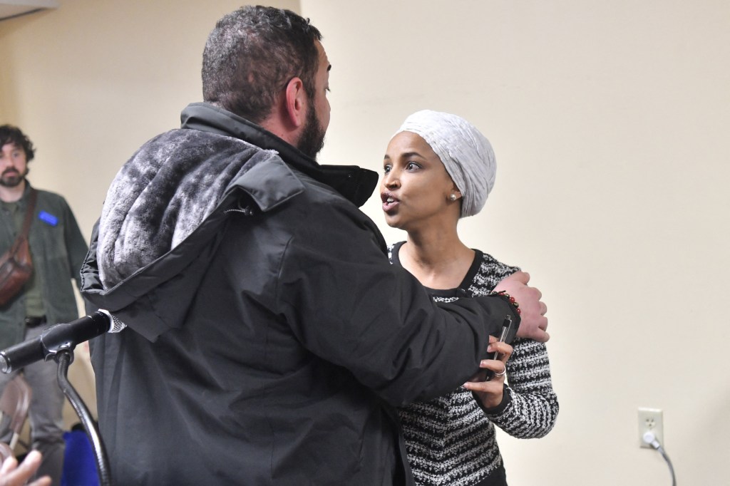 DHS report says two agents shot Pretti; Rep. Ilhan Omar attacked at event