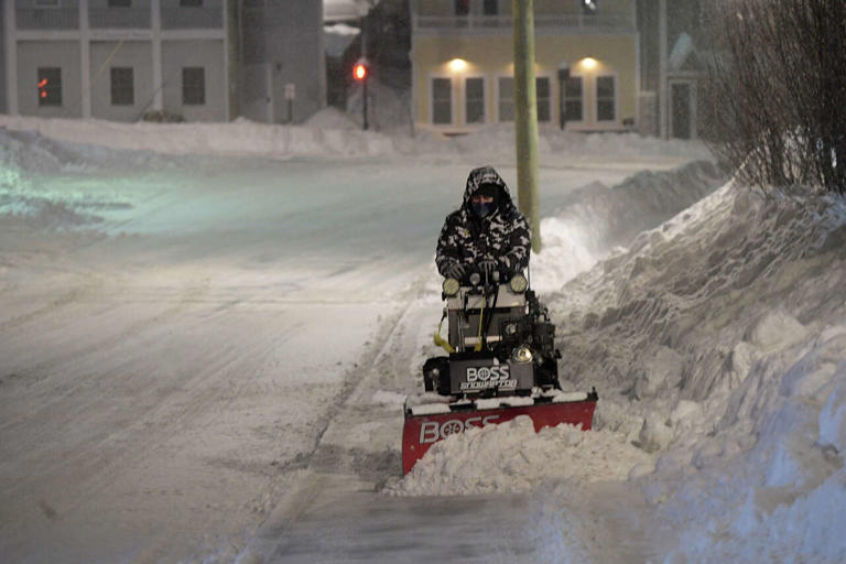 Below-freezing temps continue through this week in CT. Here's when wind ...