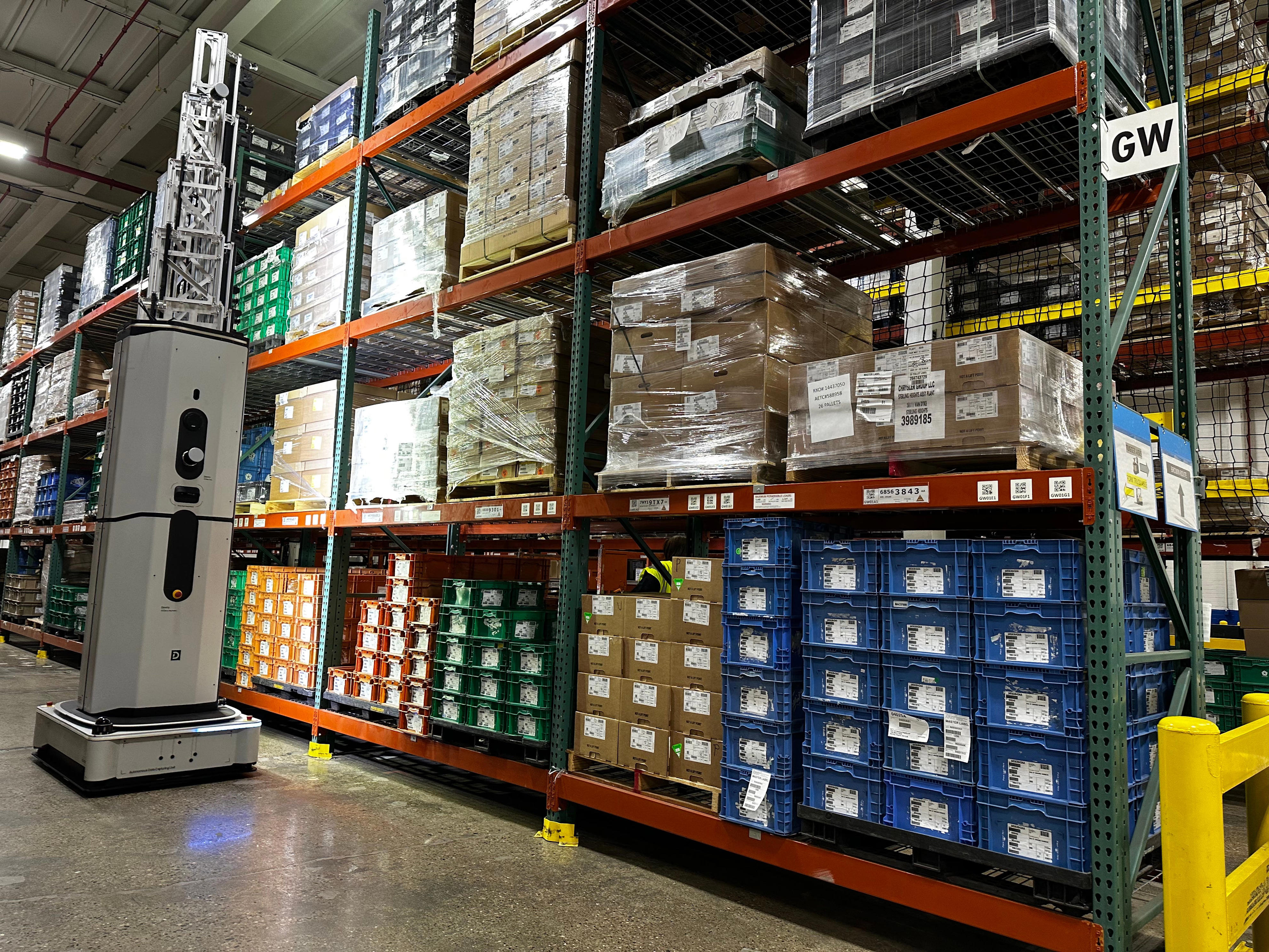 Stellantis’ new robot does in 90 minutes what would take a human weeks