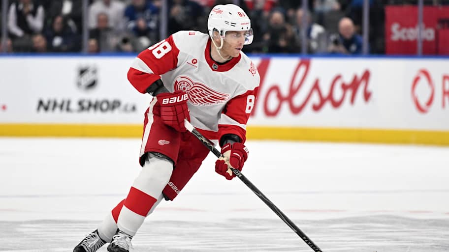 Red Wings' Patrick Kane ties Mike Modano's all-time record