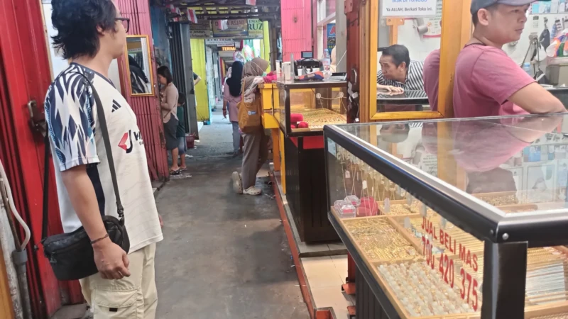 Harga emas meroket, akademisi UPR ungkap dua sinyal besar ekonomi global