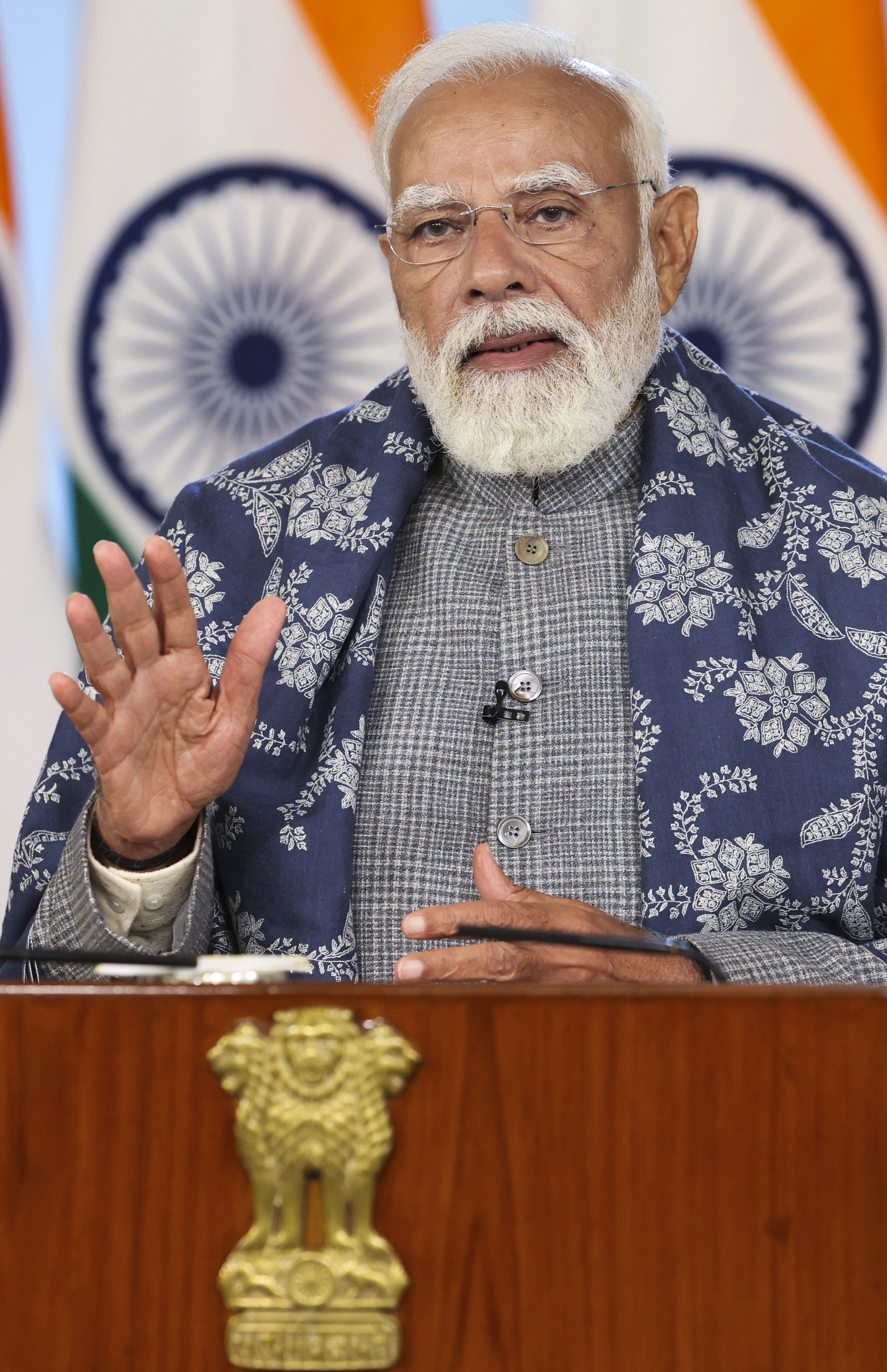 PM woos investors; urges them to be co-pilots in Indian aviation sector