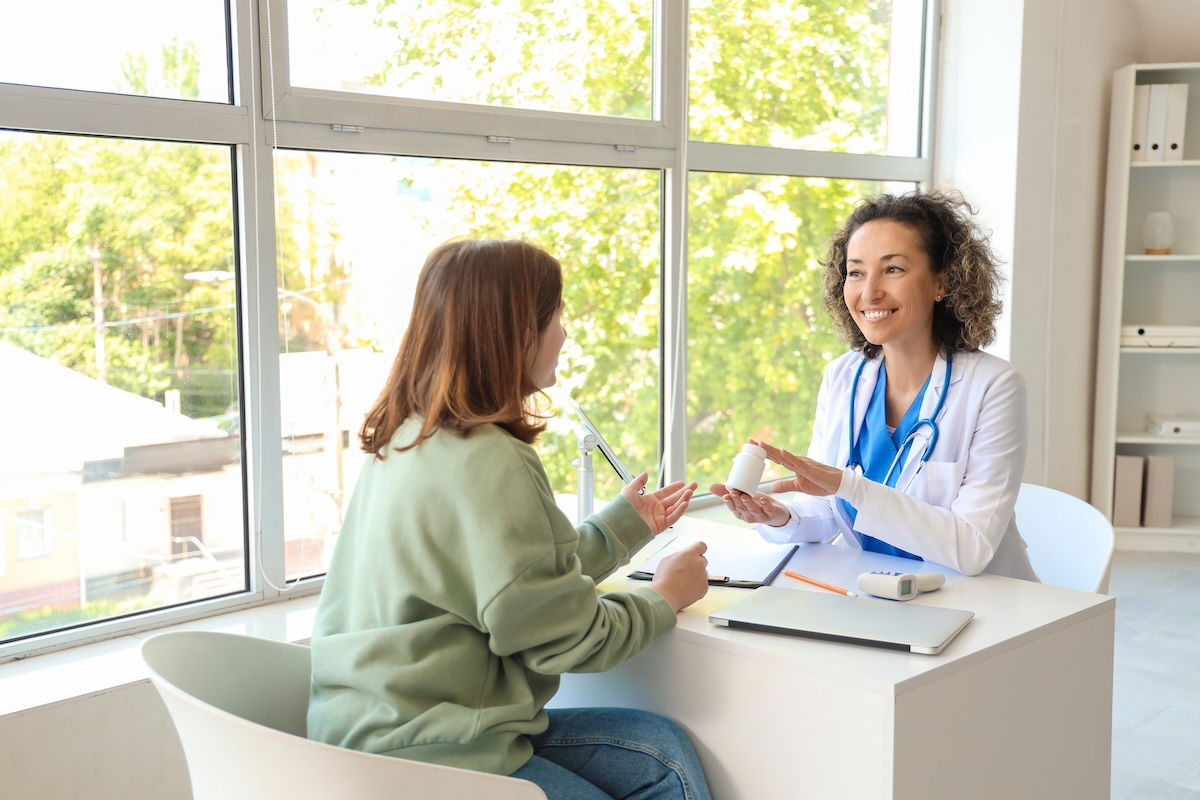 14 remédios para dor no nervo ciático (e como tomar)