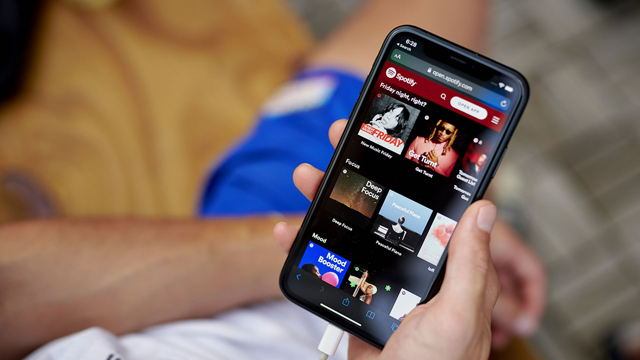 Spotify now represents one-third of the music industry's total recorded ...