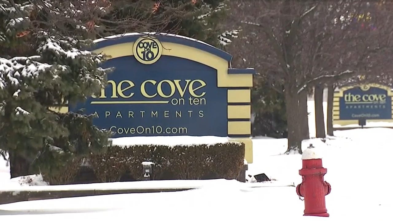 Warren mother charged after 3-year-old shoots self