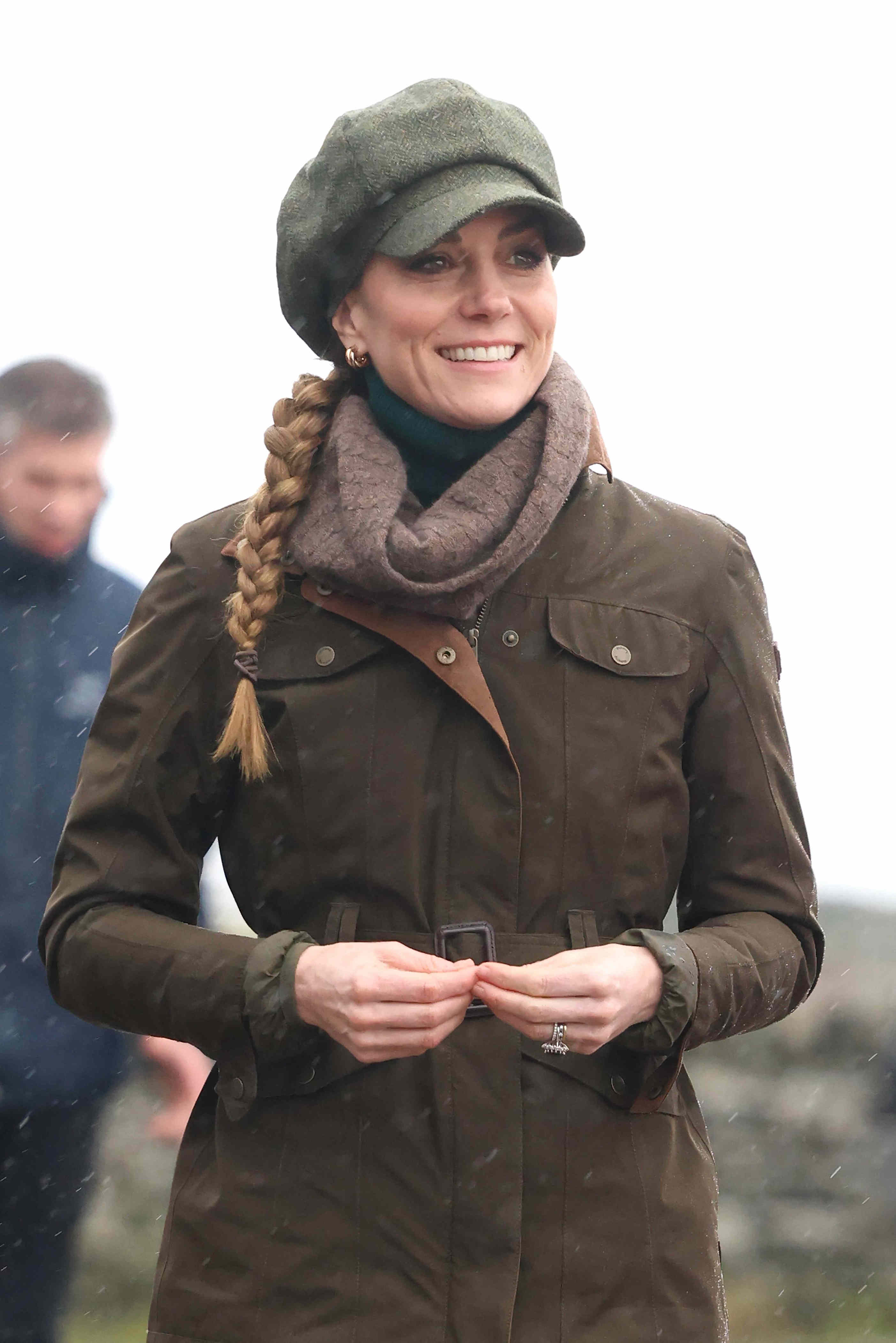 Kate Middleton takes charge and urges hiking group to “get going” in ...