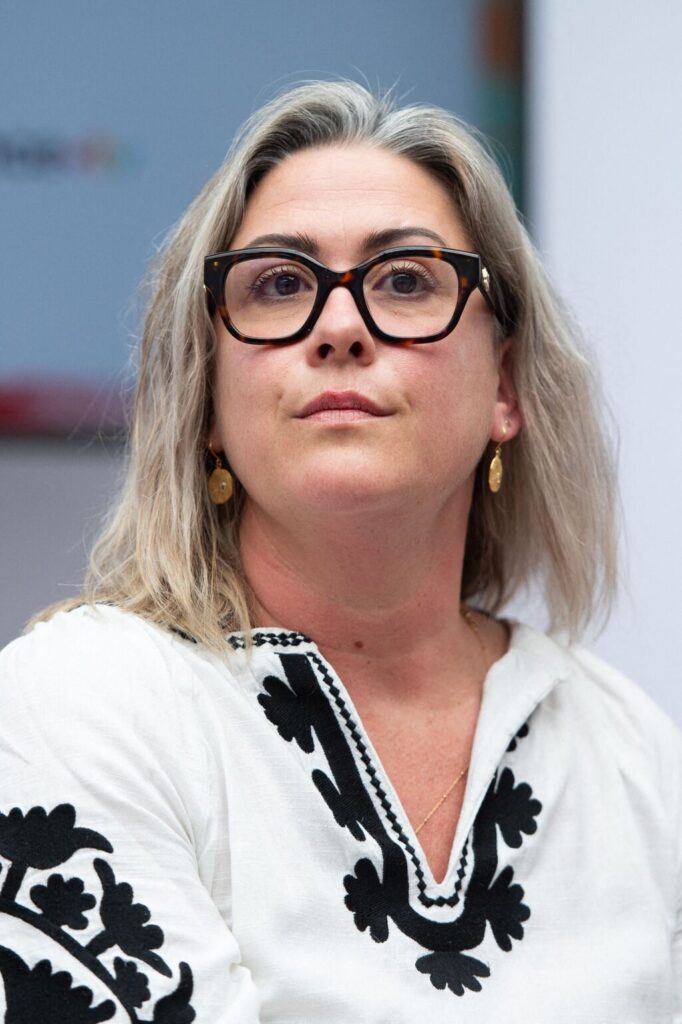 Exclu - « Un signal aux agresseurs », Caroline Darian réagit à la ...