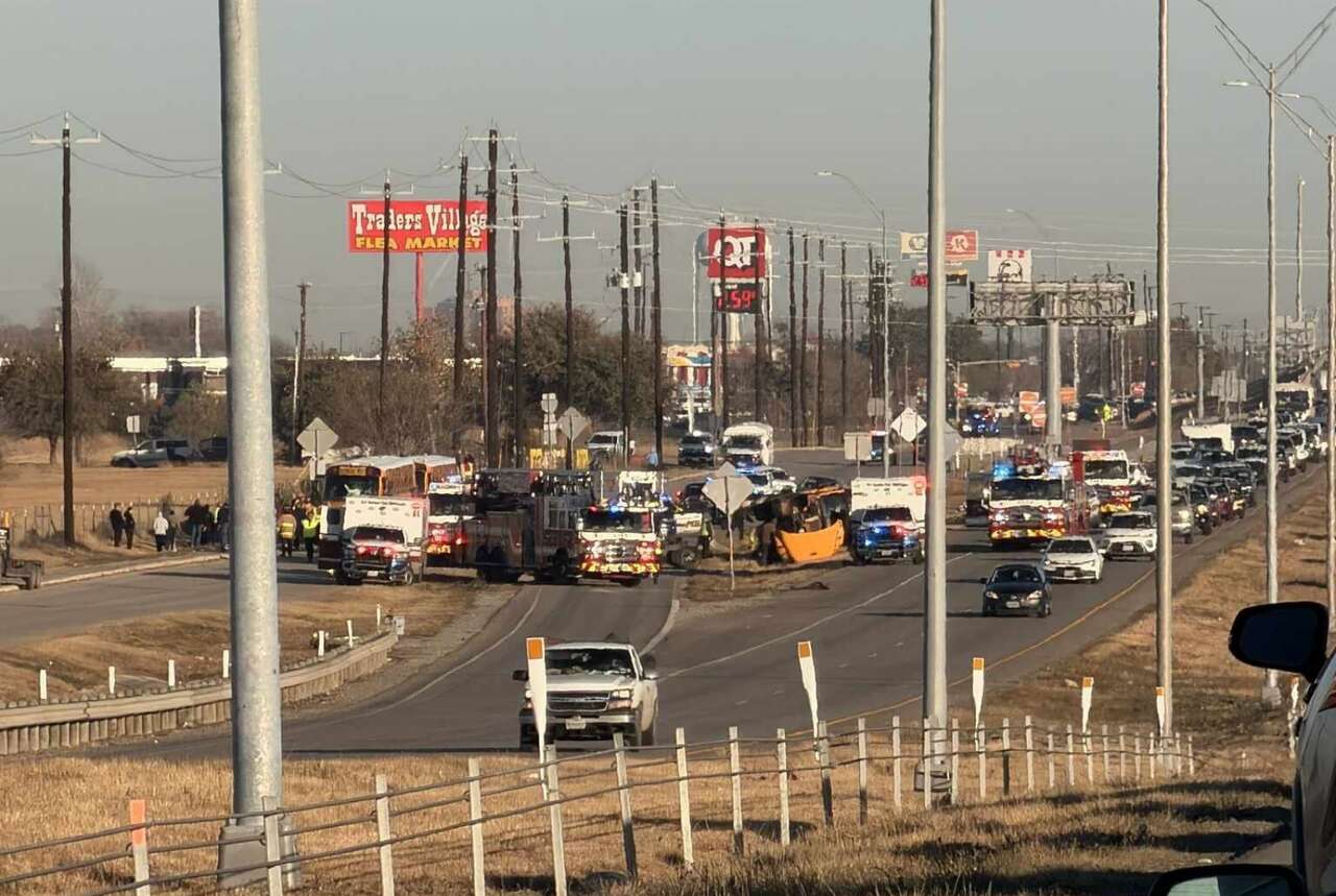 New details emerge in San Antonio bus crash that hospitalized 5 students