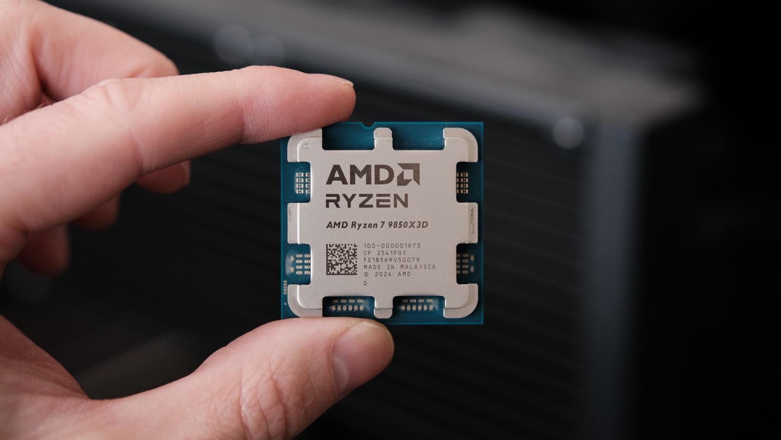 Ryzen 7 9850X3D im Hands-on – AMD liefert wieder schnellste Gaming-CPU ...